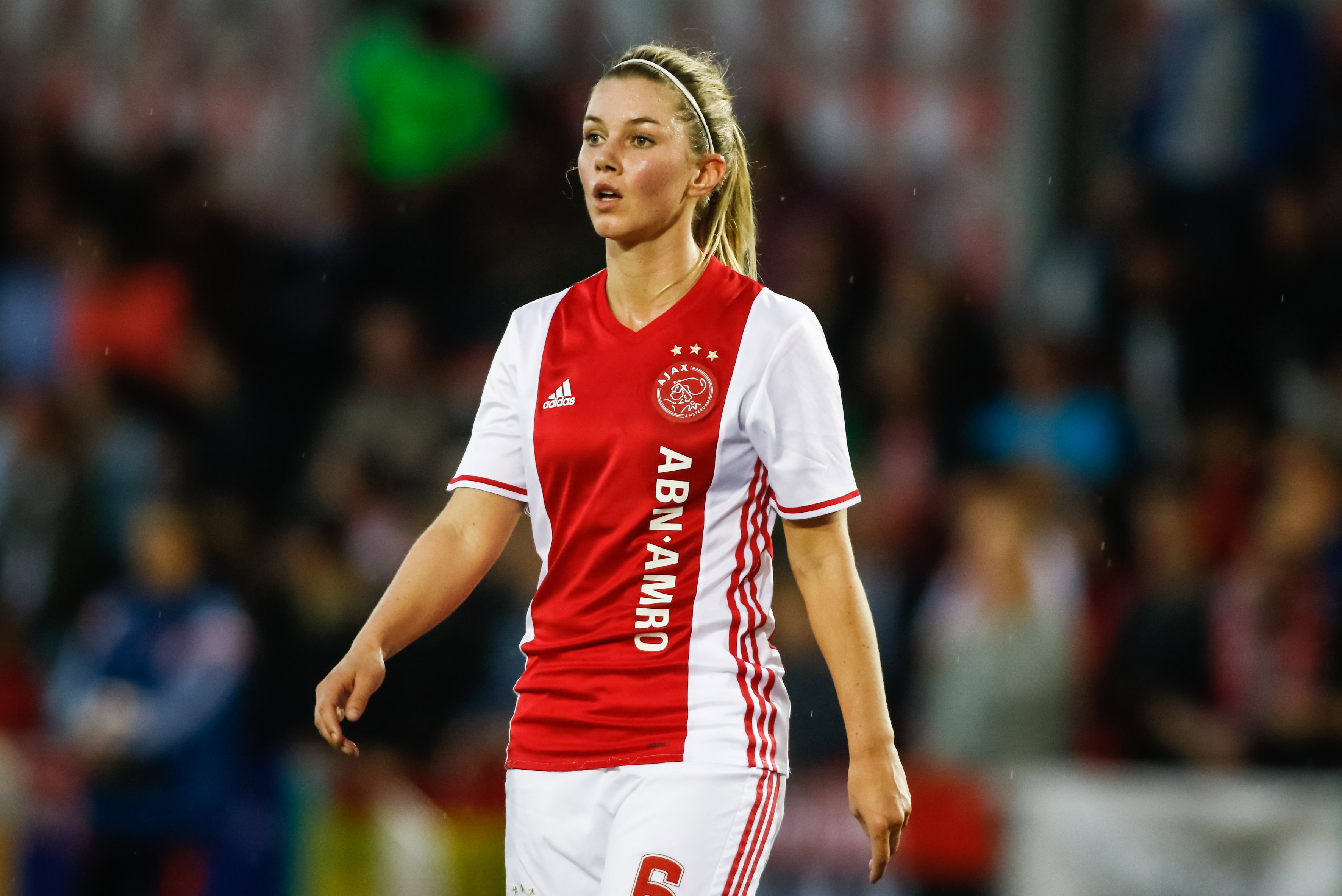 Hoogendijk blikt terug op 'mislukt' avontuur:… | Vrouwenvoetbalnieuws