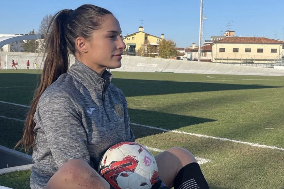 Centasso gooit looks in de strijd:… | Vrouwenvoetbalnieuws