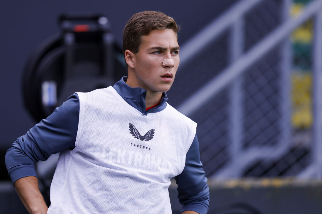 Carel Eiting op de bank: "Misschien wel de grootste… | Twentefans.nl