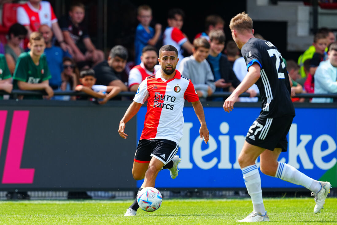 'Transfer van Feyenoord-aanvaller naar FC Twente in… | Twentefans.nl