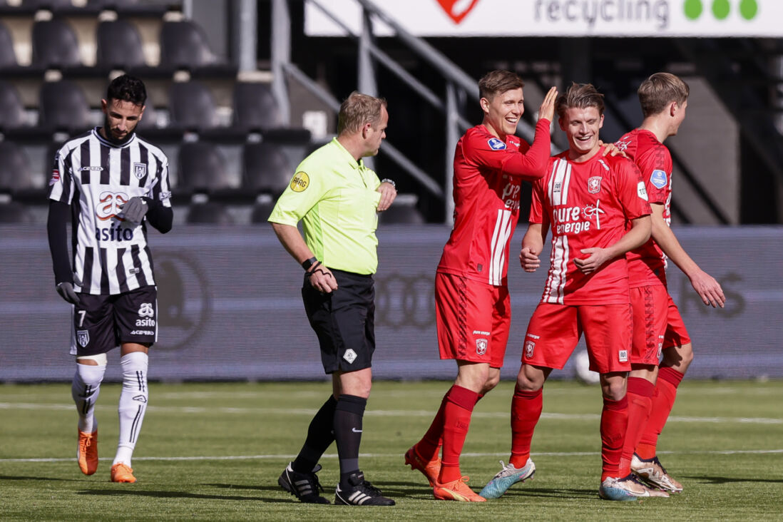 Reserves FC Twente winnen in oefenwedstrijd van… | Twentefans.nl