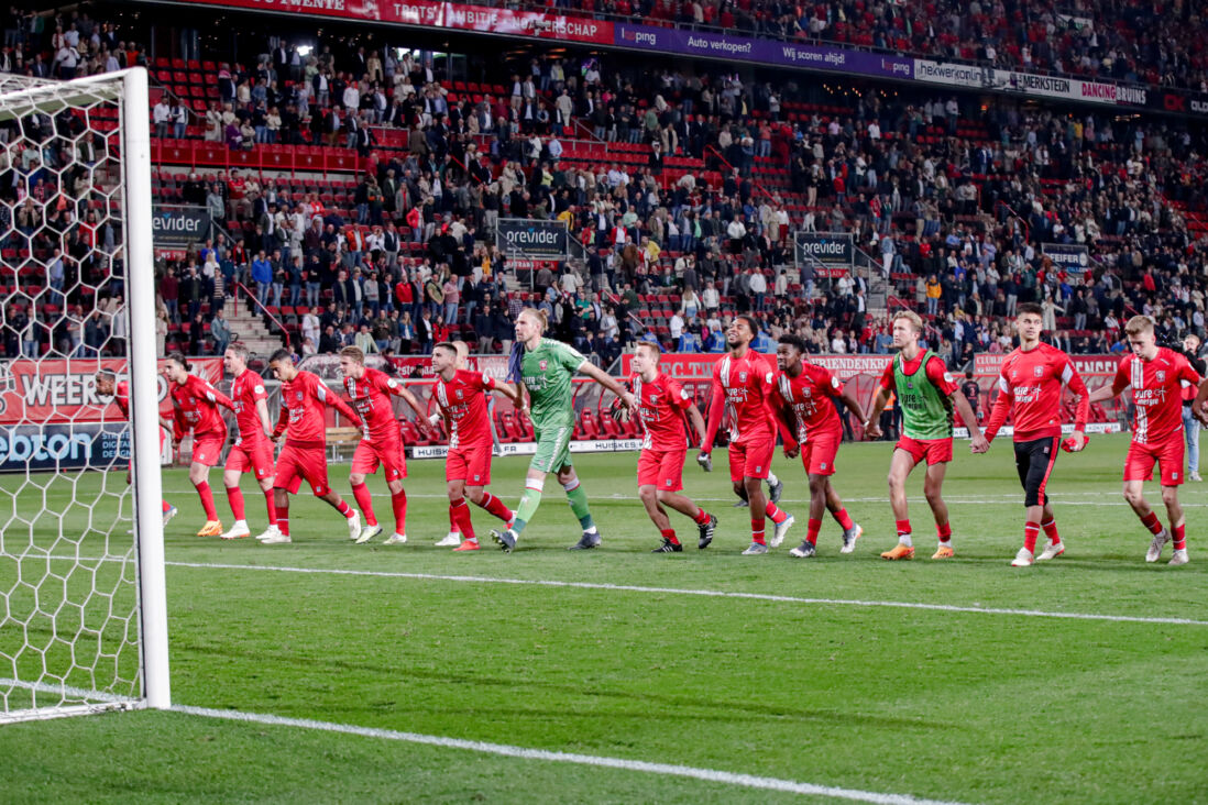 FC Twente oogst lof na galavoorstelling: "Reclame… | Twentefans.nl