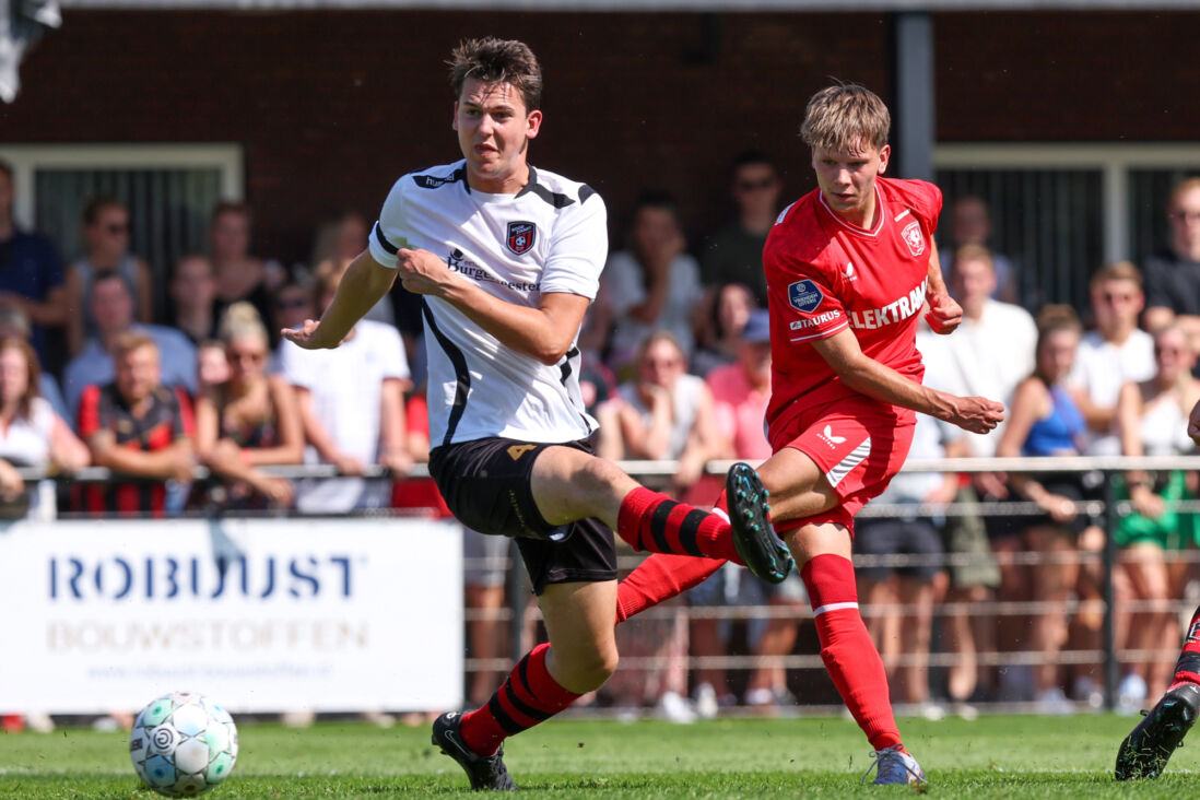 FOTOVERSLAG | FC Twente opent het seizoen bij Rood… | Twentefans.nl
