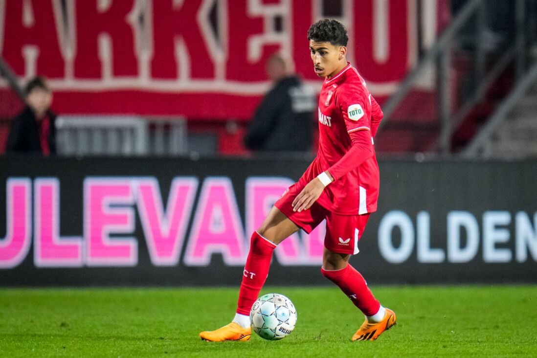 Taha zondag in de basis? "Zit verbetering in zijn… | Twentefans.nl