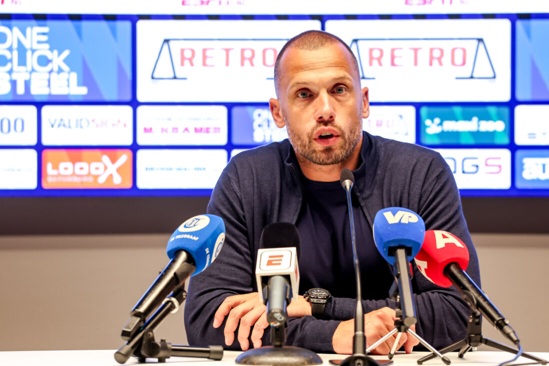 Vermoedelijke opstelling Ajax: Heitinga moet puzzelen door… | Ajax1