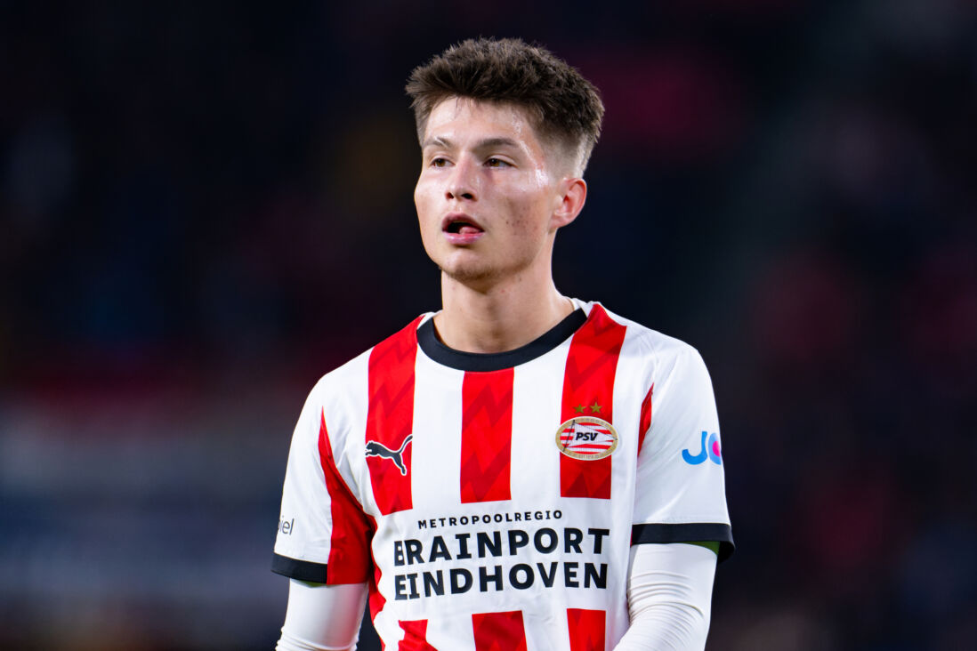 Esmir Bajraktarevic maakt indruk en krijgt ook erkenning… | PSVFans