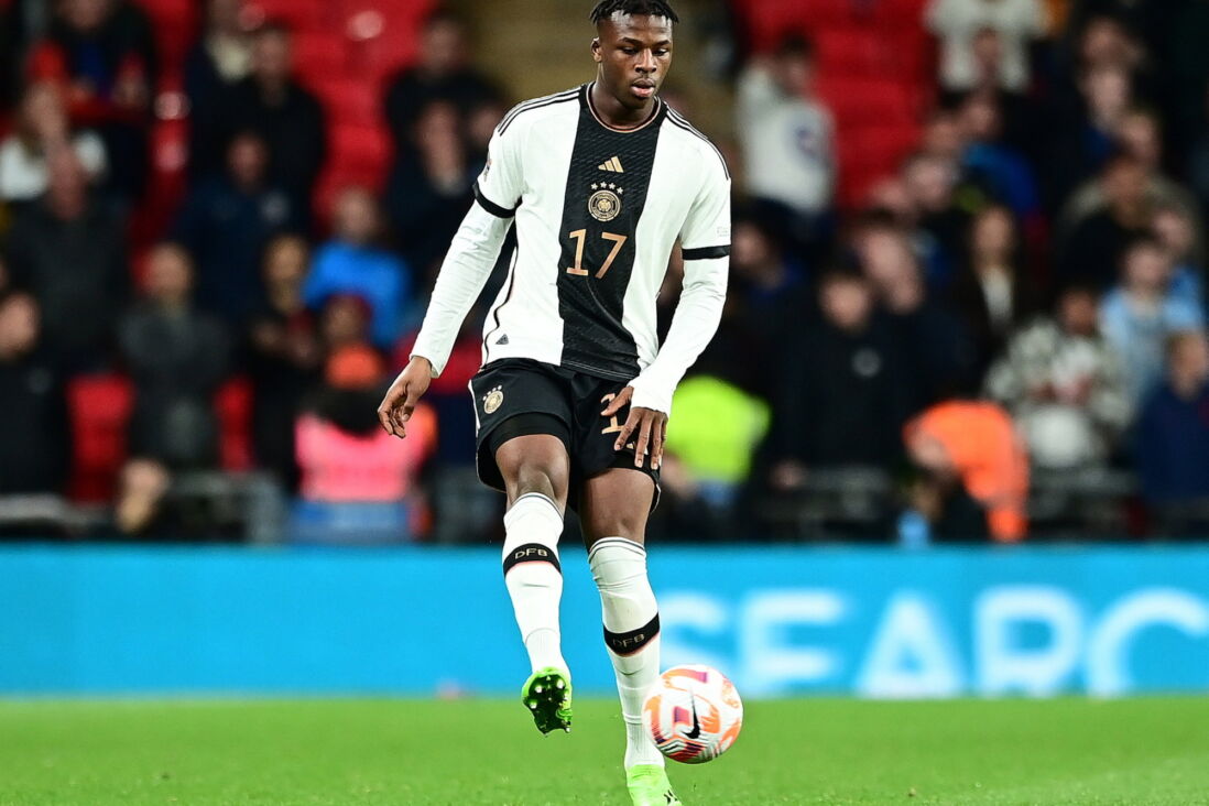 Bella-Kotchap legt keuze voor PSV uit: "Hij heeft me… | PSVFans