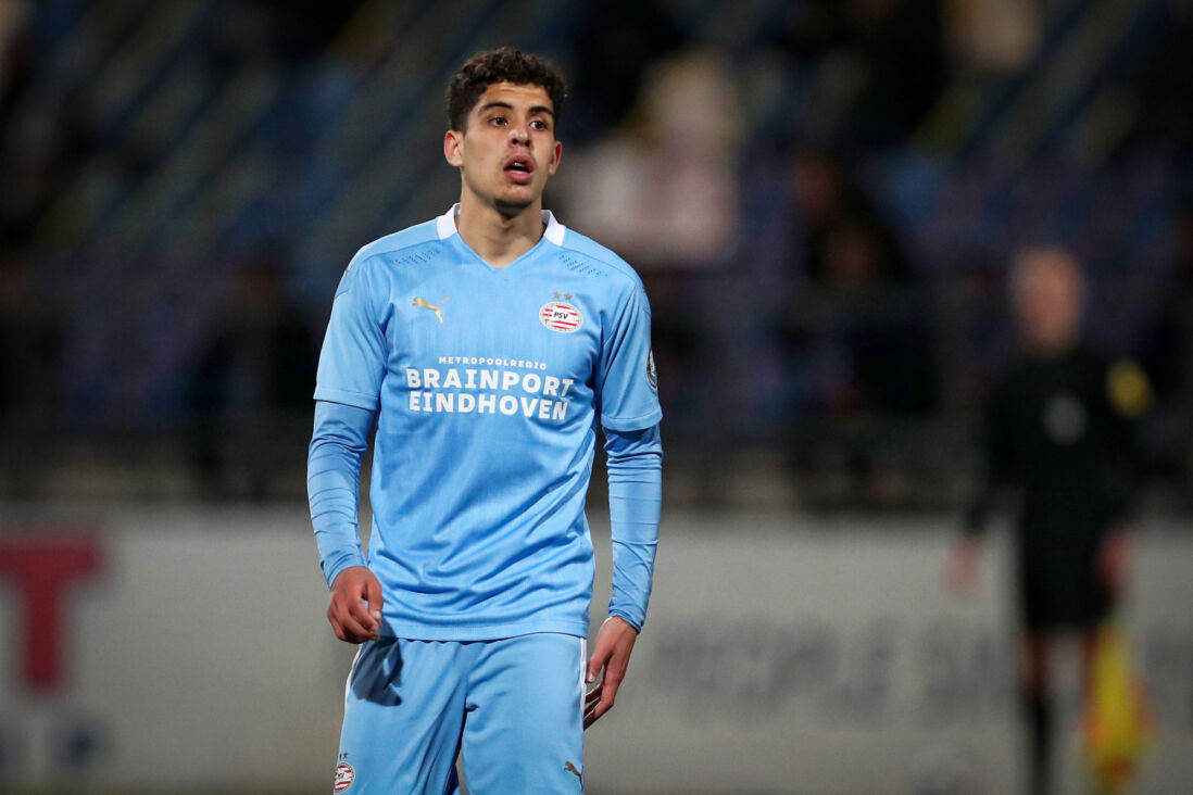 Voormalig PSV-jeugdspeler op stage bij Feyenoord Onder 21 | PSVFans