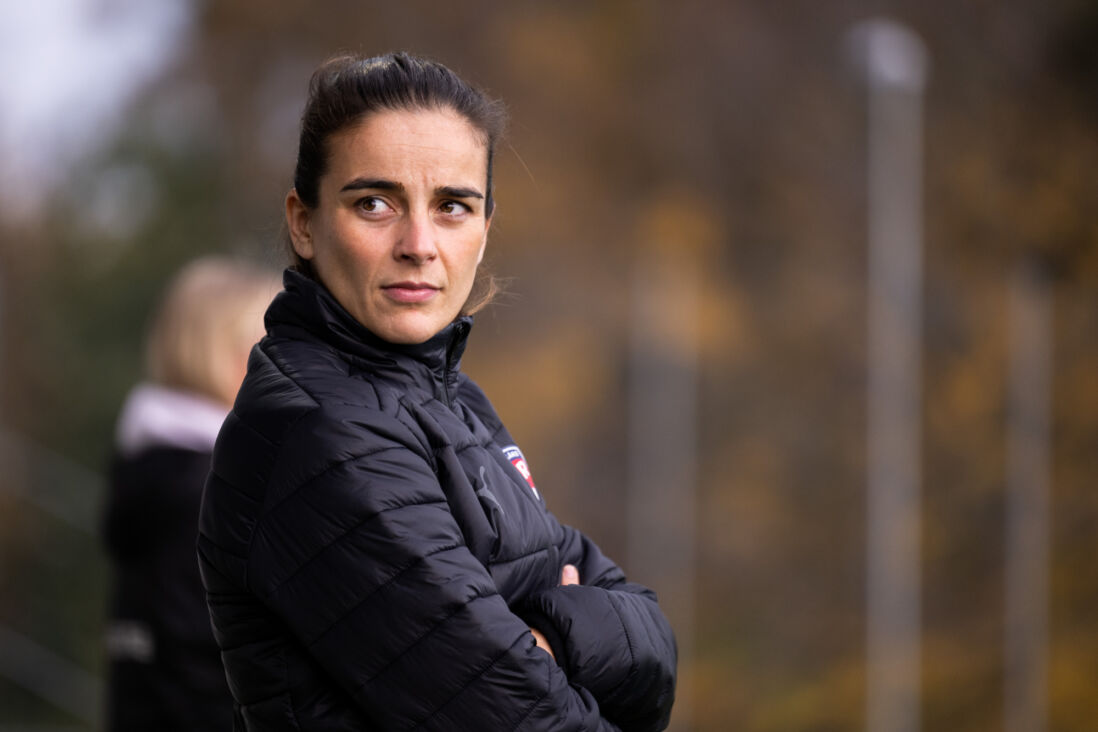 Slegers kampioen in Zweden: "Daar waren we… | Vrouwenvoetbalnieuws