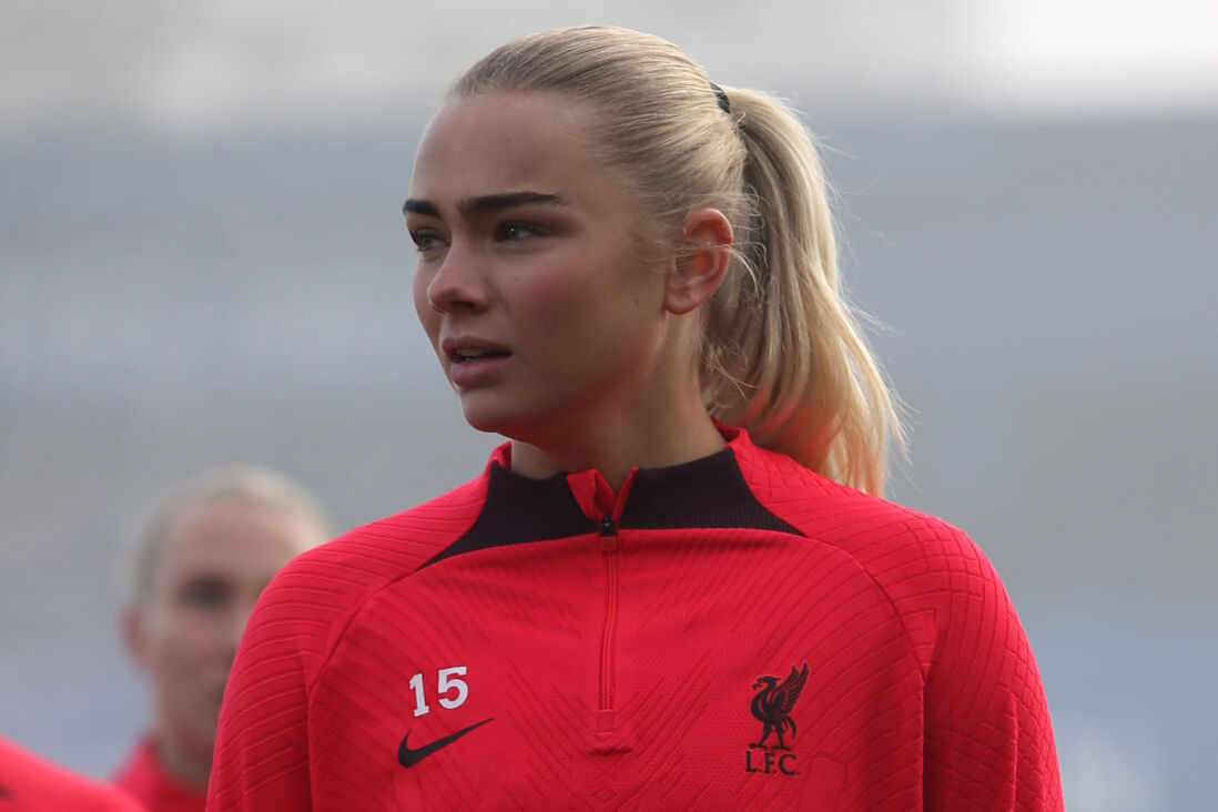 FOTO'S | Dit is de parel van Liverpool FC Vrouwen:… | Voetbalnieuws