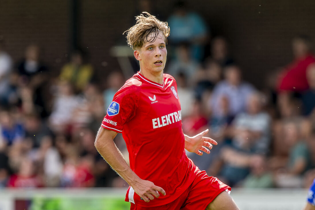 Besselink hoopt: "Dan haalt de trainer me er… | Twentefans.nl