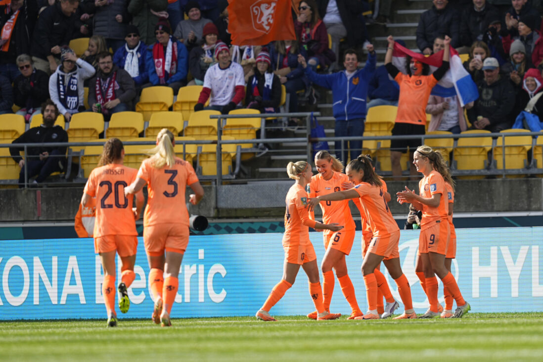 Nachtwedstrijd OranjeLeeuwinnen trekt… | Vrouwenvoetbalnieuws