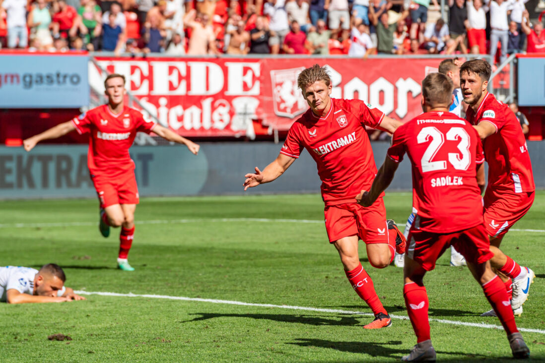FC Twente vertegenwoordigd in het Eredivisie Elftal… | Twentefans.nl