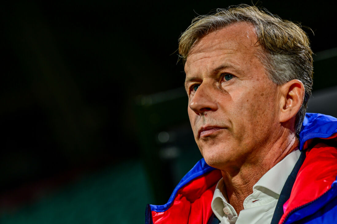 Jonker tevreden: "Was enorm verheugd met haar… | Vrouwenvoetbalnieuws