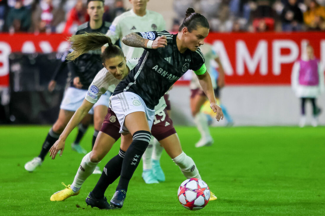 Sherida Spitse duidelijk: "Daar moeten we wel… | Vrouwenvoetbalnieuws