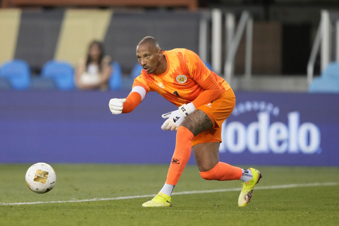 'Voormalig PSV'er Eloy Room in gesprek met club van Ernest… | PSVFans