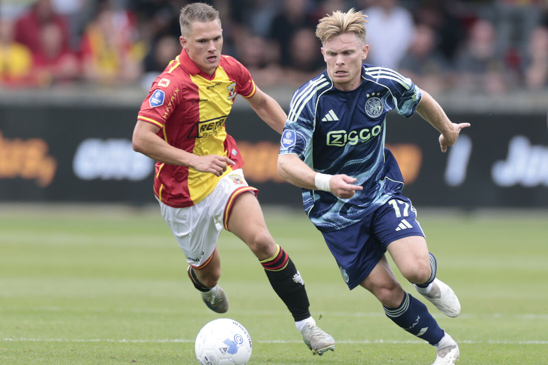 MATCHDAY | Opstelling Ajax bekend: Edvardsen vervangt Berghuis | Ajax1