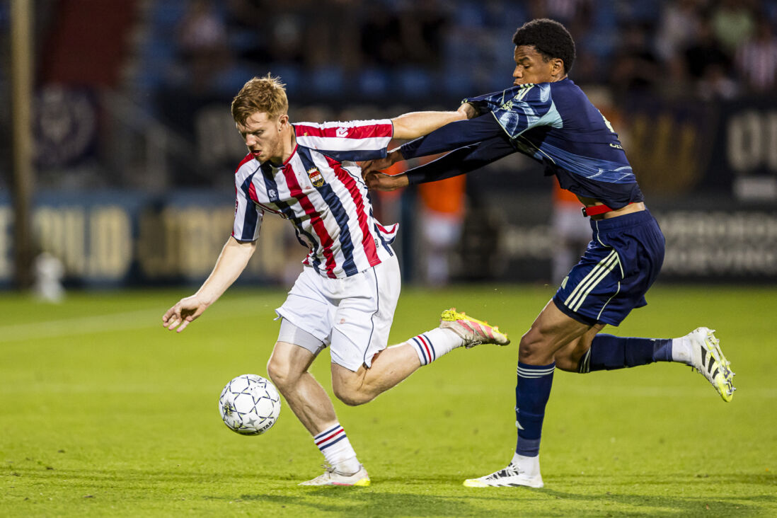 Ajax-speler imponeert bij beloften: "De nieuwe Virgil van… | Ajax1