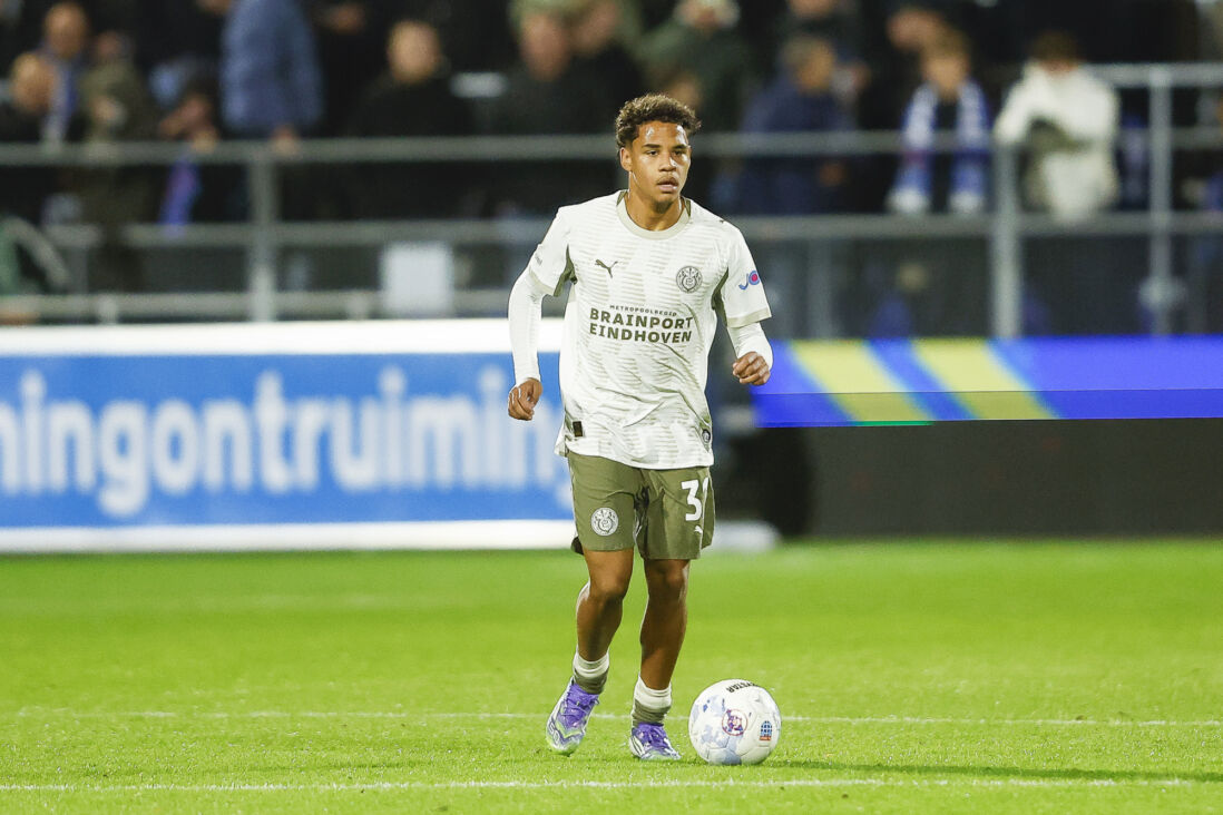 Fernandez blikt terug naar PSV-jeugd: "Een moment was ik zó… | PSVFans