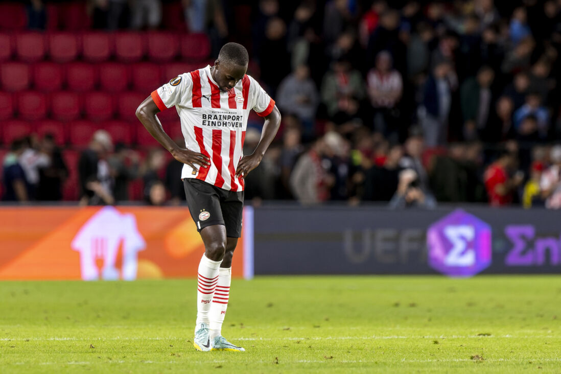 Teze verdwenen uit PSV-basis: "Voor hem zijn de druiven… | PSVFans