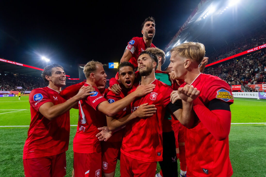 "De reactie van Ricky van Wolfswinkel na zijn goal… | Twentefans.nl