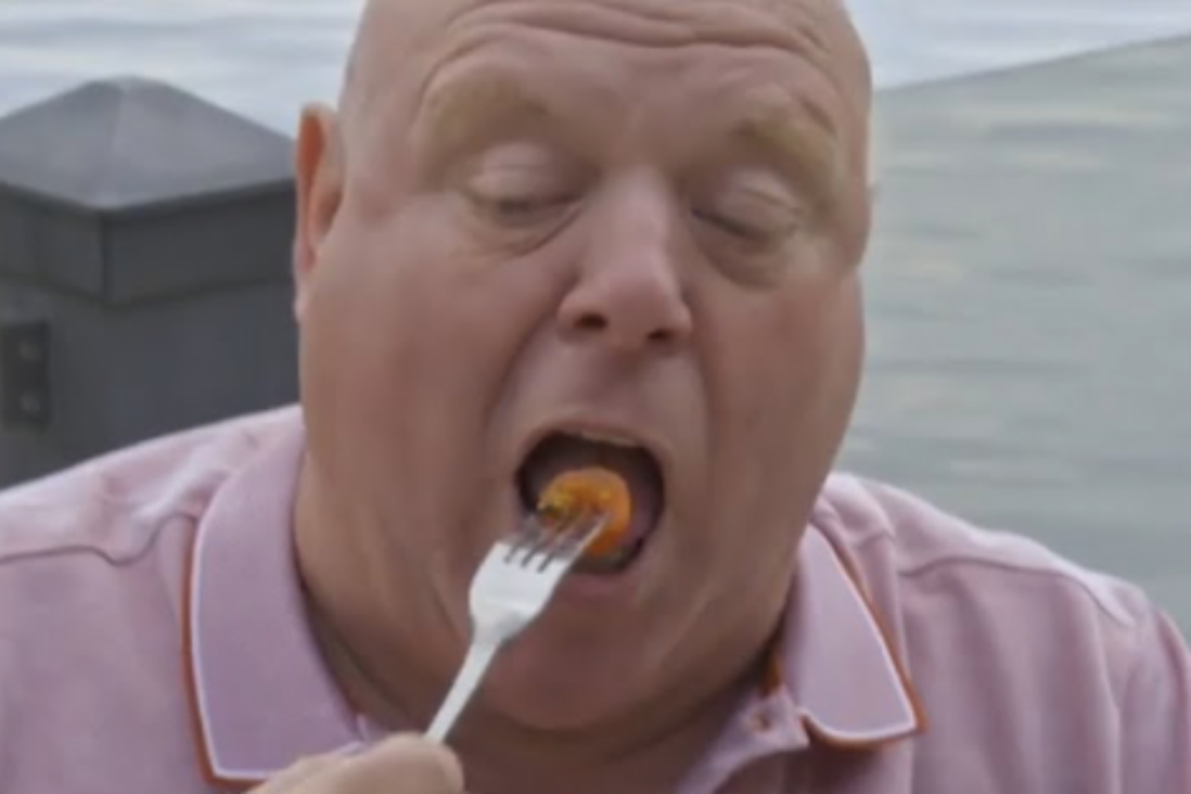 Peter Gillis switcht van werk en wordt worstenbakker:… | KantinePraat