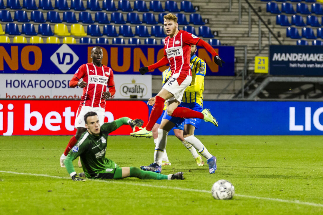 Vertessen leerde scoren van Nilis: "Het klikte echt tussen… | PSVFans