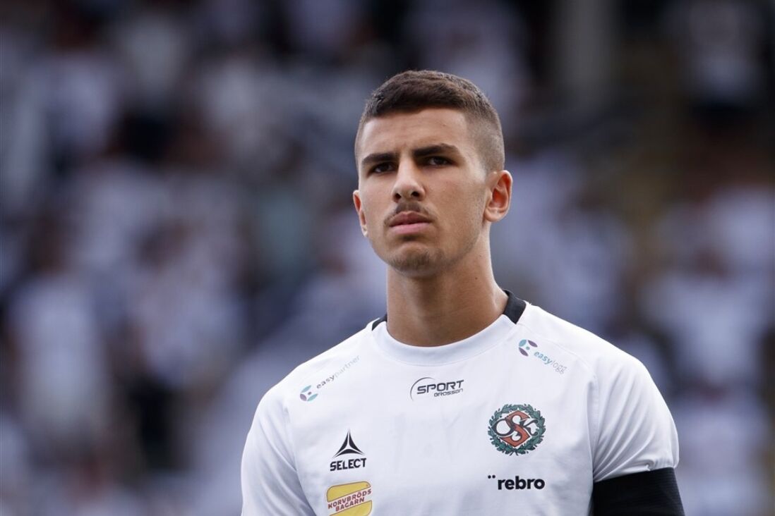 'Hussein Ali dinsdag gepresenteerd als versterking voor… | FeanOnline