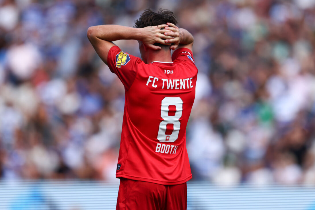 Kapteijns bekritiseert 9 (!) aankopen van FC Twente:… | Twentefans.nl