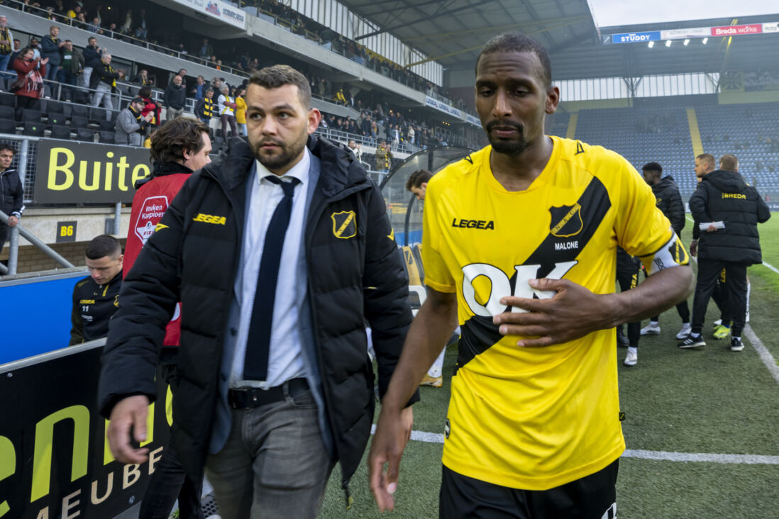 NAC-verdediger deelt verhaal: ''Een soort van… | Voetbalnieuws