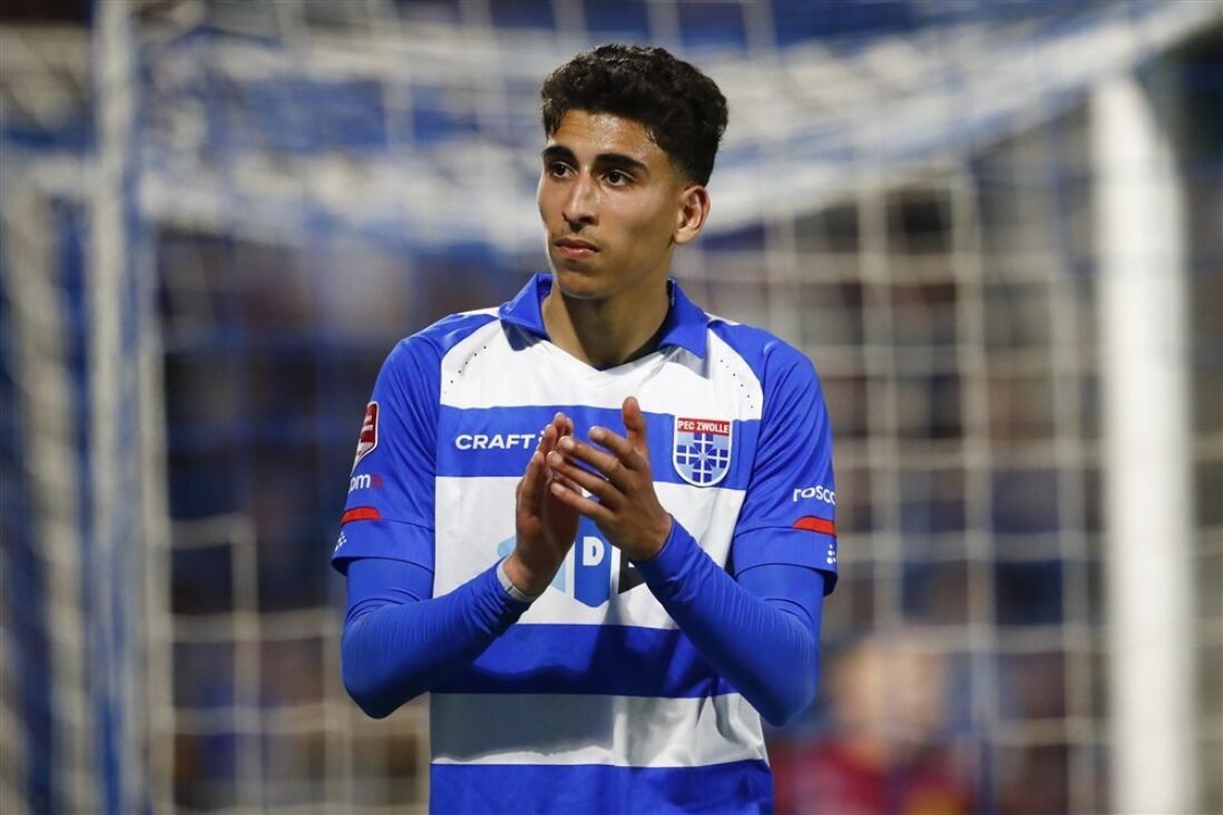 VIDEO | FC Twente-speler Taha scoort mooie goal voor… | Twentefans.nl