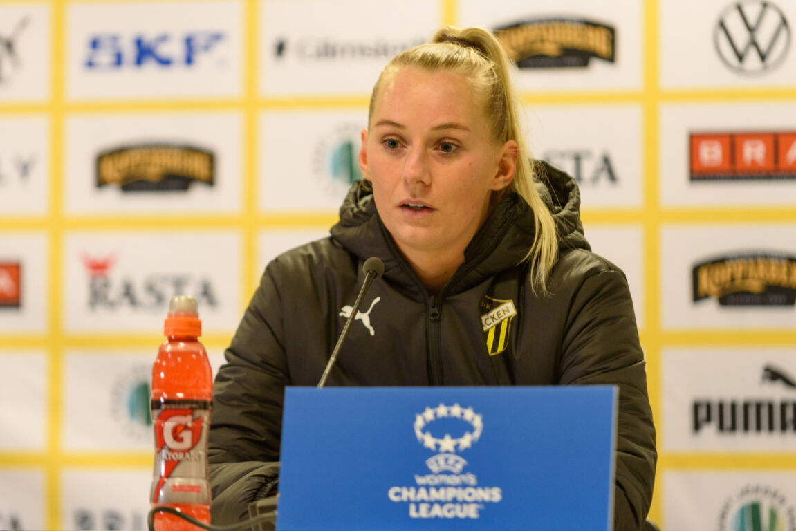 Stina Blackstenius | Vrouwenvoetbalnieuws