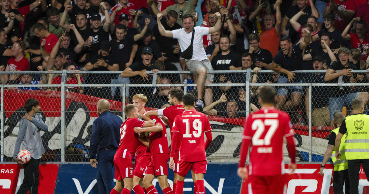 FC Twente met honderden supporters naar uitduel met… | Twentefans.nl
