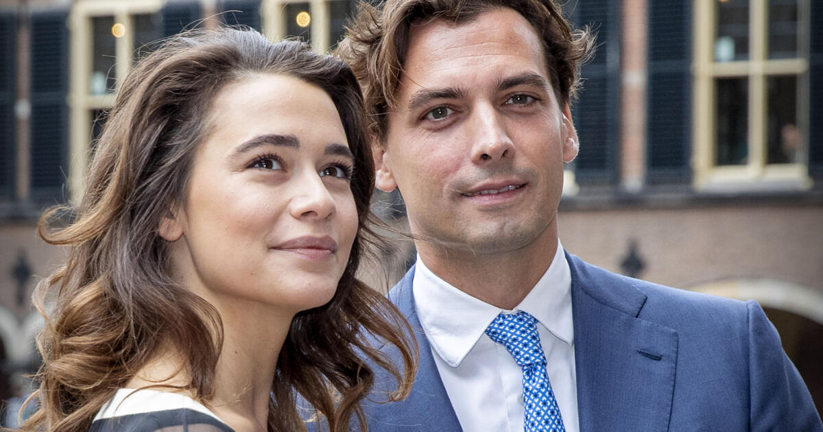 Foto’s: 13 jaar jongere vriendin Thierry Baudet gaat… | KantinePraat