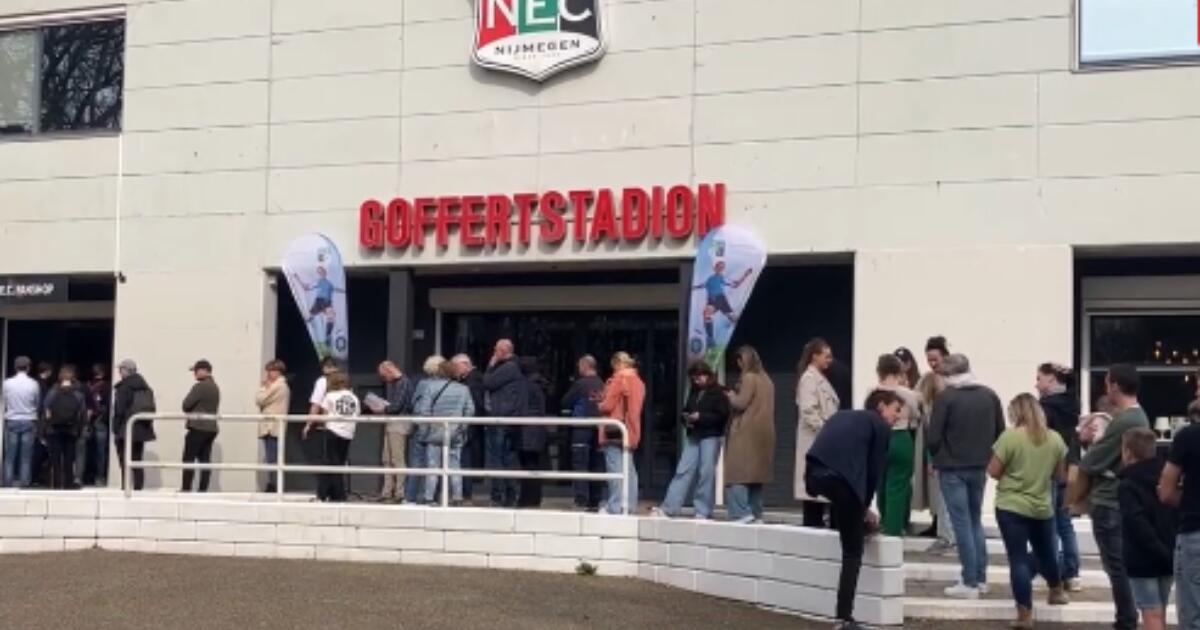 NEC-fan wijzigt plan: "Had gezworen nooit naar… | Voetbalnieuws