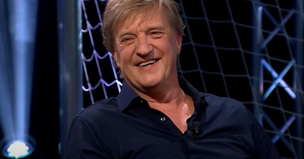 Wim Kieft kritisch: "Als je die koekenbakkers bij Ajax ziet" | Ajax1