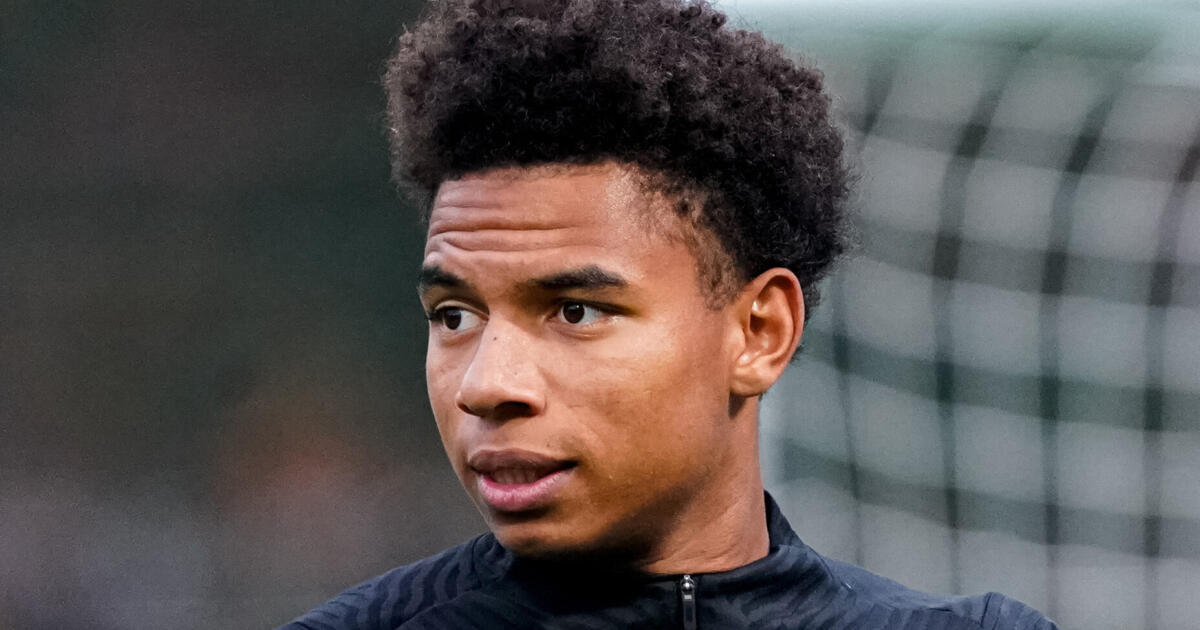 Beau de Boer geeft bij presentatie Stengs liefde voor… | KantinePraat