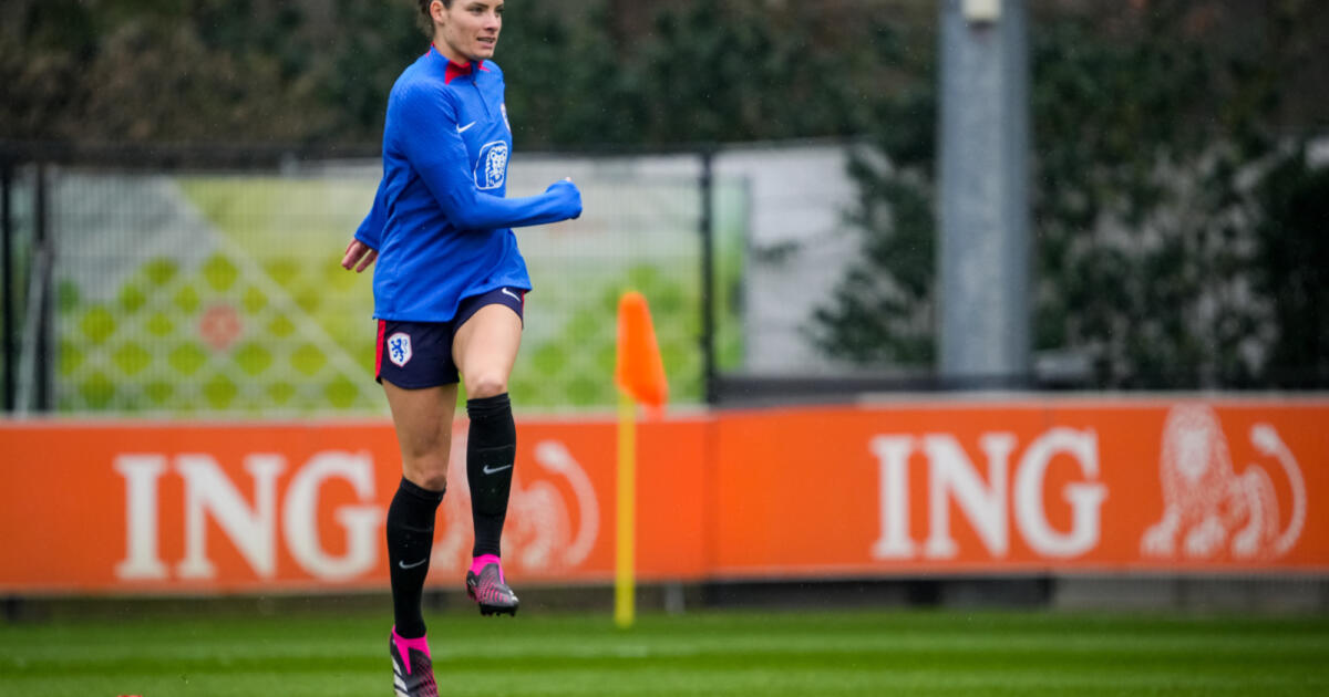 Janssen eerlijk: "Ik denk dat je soms jezelf… | Vrouwenvoetbalnieuws