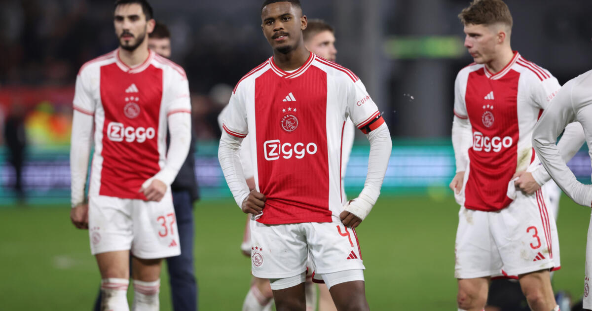 Hercules niet te spreken over Ajax: "Triest van zo'n… | Voetbalnieuws