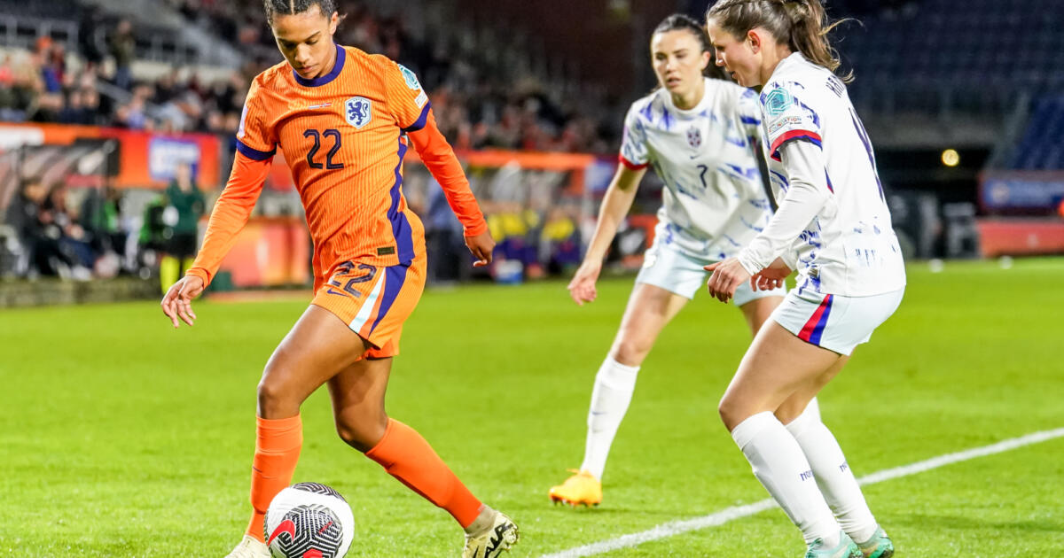 Brugts weer aanvalster bij OranjeLeeuwinnen:… | Vrouwenvoetbalnieuws