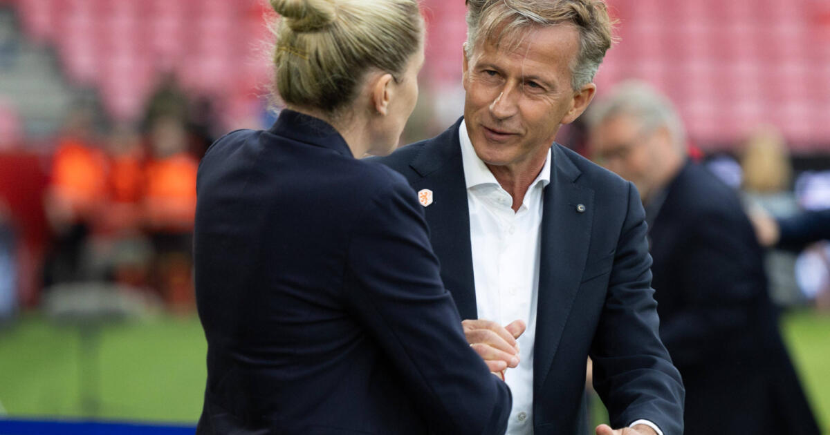 Andries Jonker enthousiast: "Kunnen een heel… | Vrouwenvoetbalnieuws