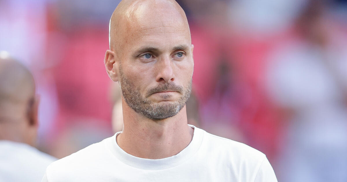 Simonis voelt zich bestolen: "Dit is een honderd… | Voetbalnieuws