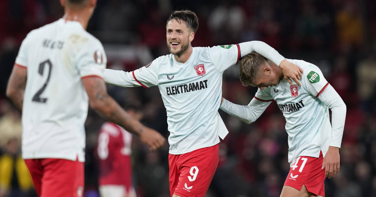 Van Wolfswinkel looft teamgenoot: "Hoop dat we hem… | Twentefans.nl