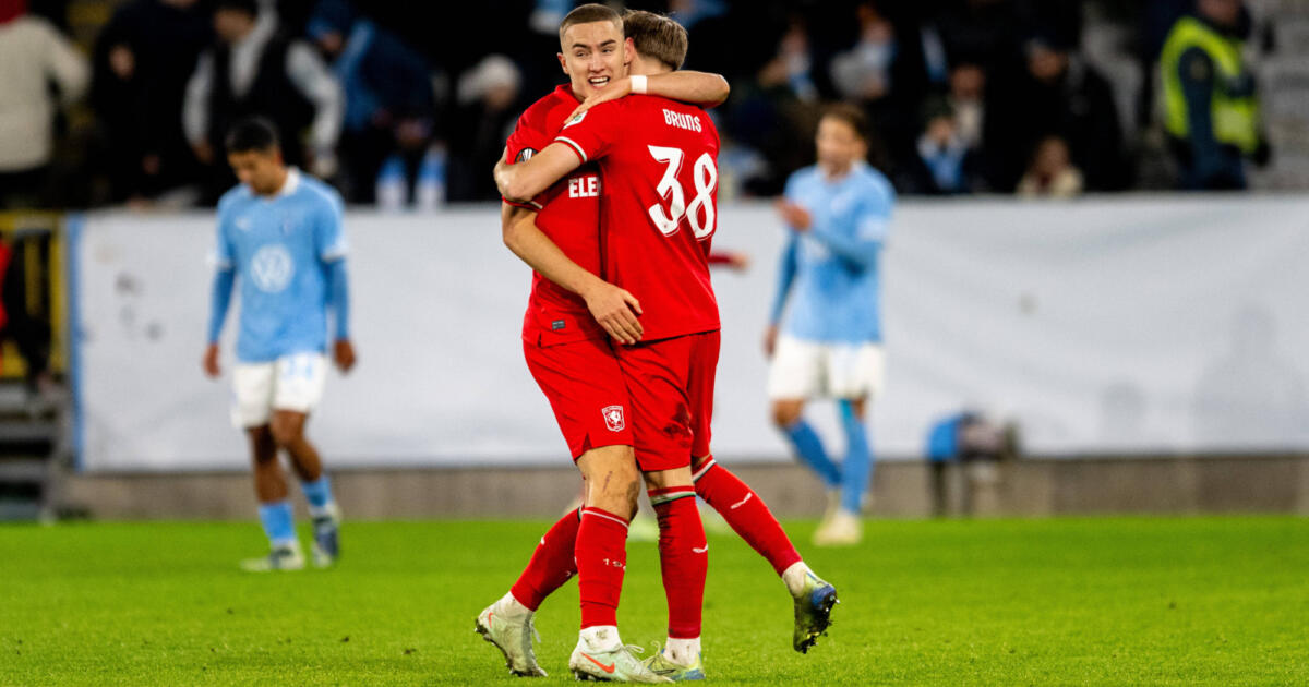 "Lagerbielke vloog Max Bruns hartstochtelijk in de… | Twentefans.nl