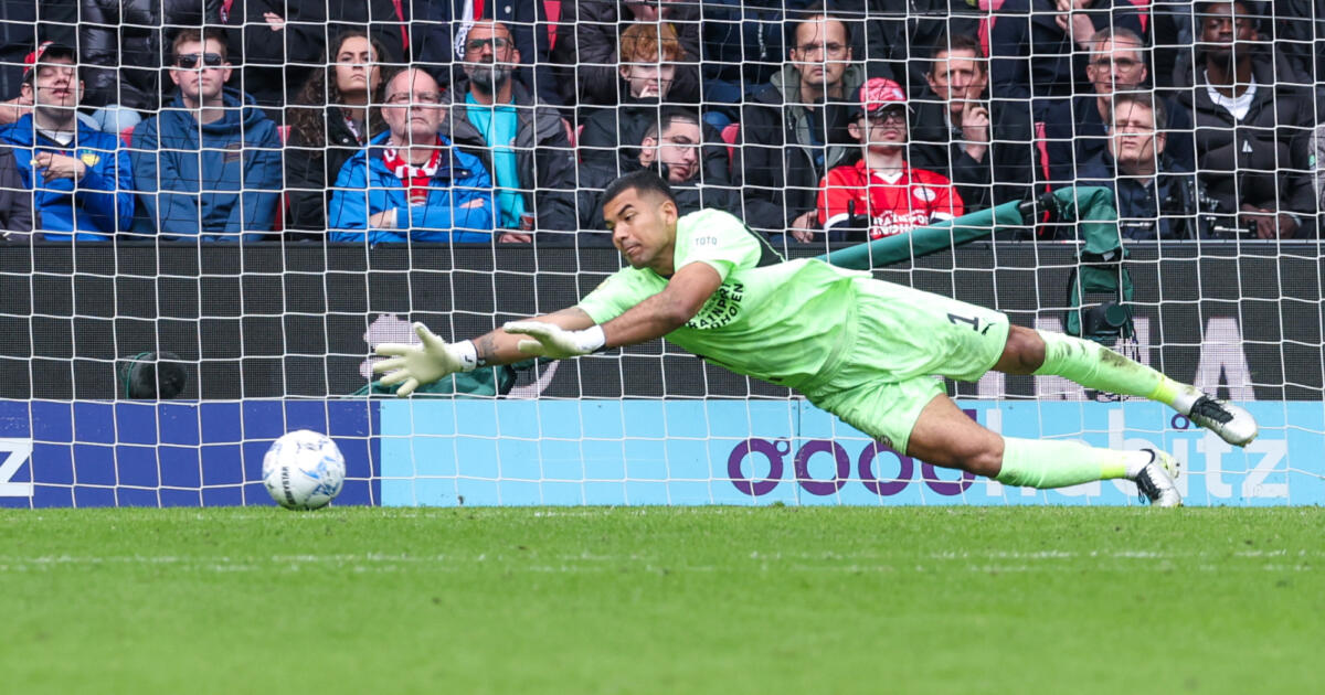 PSV-goalie gekraakt na fout: "Die jongen houdt nooit iets… | PSVFans
