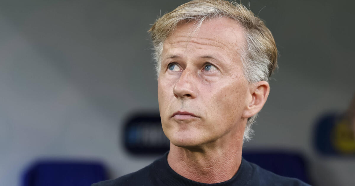 "Als Ajax hem om advies vraagt, wordt Jonker… | Vrouwenvoetbalnieuws