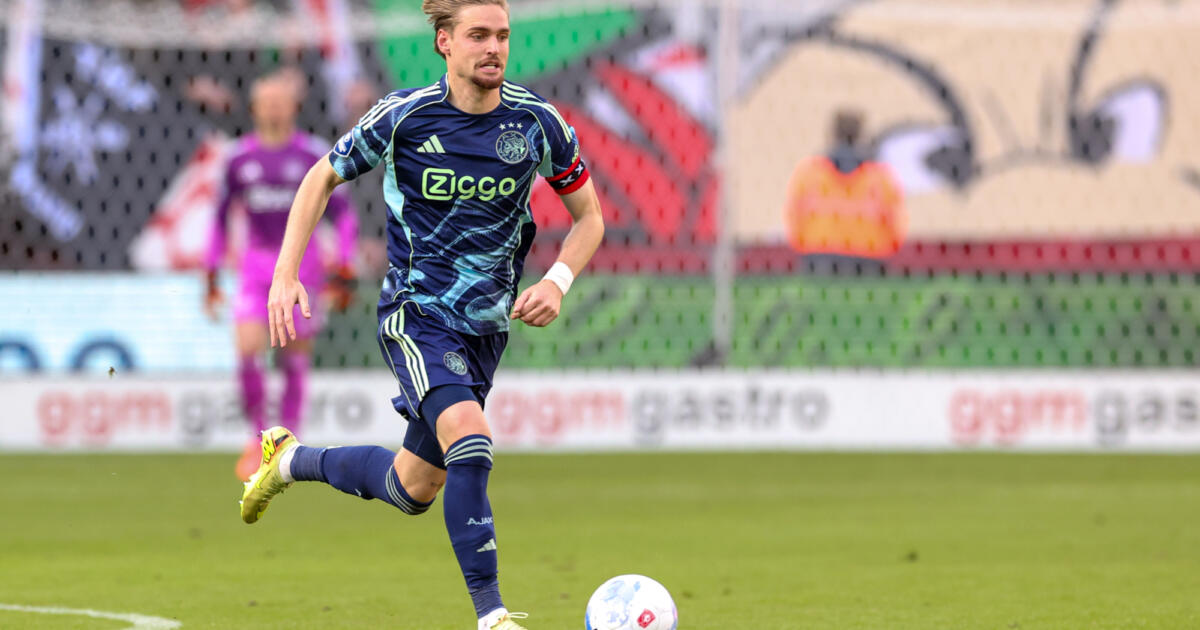 Kenneth Taylor: "Zijn boos op elkaar geworden in de… | Ajax1