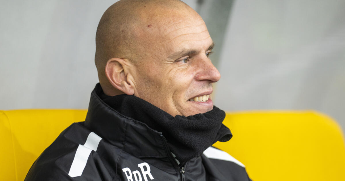 De Rooij deelt complimenten uit: "Zij heeft… | Vrouwenvoetbalnieuws