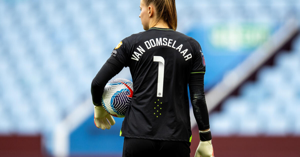VIDEO | Van Domselaar debuteert met nipte… | Vrouwenvoetbalnieuws