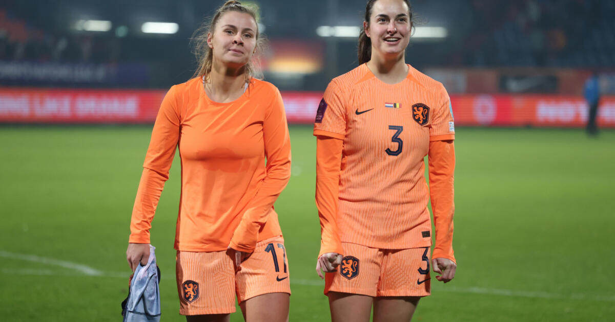 Victoria Pelova roemt twee speelsters: "Vind dit zo… | Voetbalnieuws